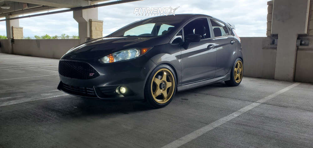 2016 Ford Fiesta ST with 17x7.5 Fifteen52 Chicane and Ohtsu 215x45 on ...
