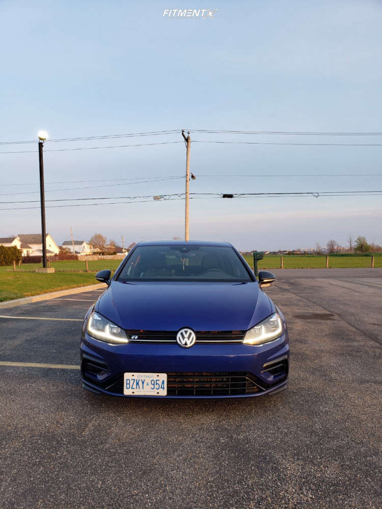 2018 Volkswagen Golf R Base with 19x8.5 Rays Engineering 57dr and ...
