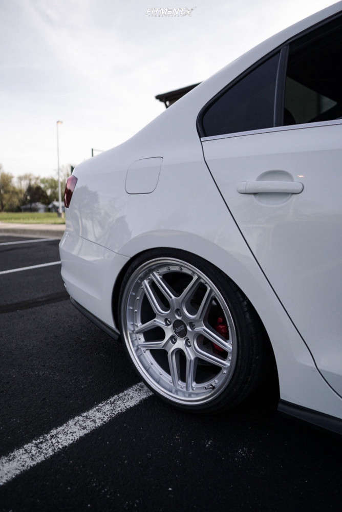 2017 Volkswagen Jetta GLI with 18x8.5 ESR Cs15 and Vercelli 215x35 on ...