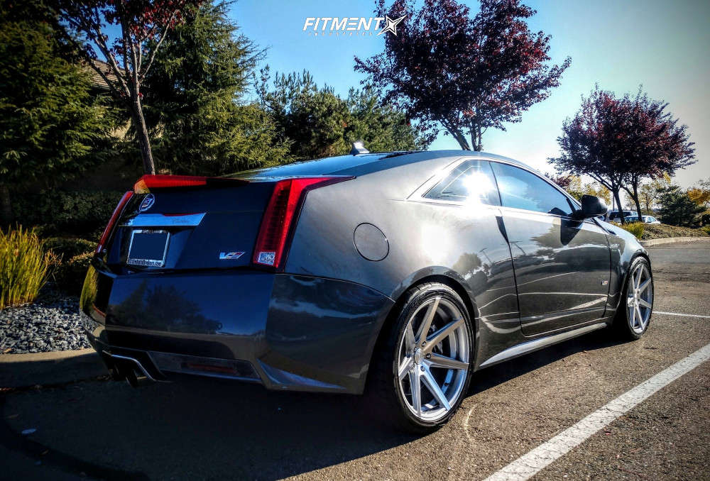 2012 Cadillac CTS-V Base with 20x11 Rohana Rc7 and Nitto 265x35 on ...