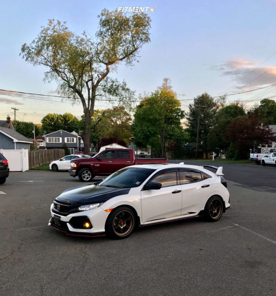 2018 Honda Civic Sport Touring with 18x9.5 Aodhan Ah08 and Continental ...