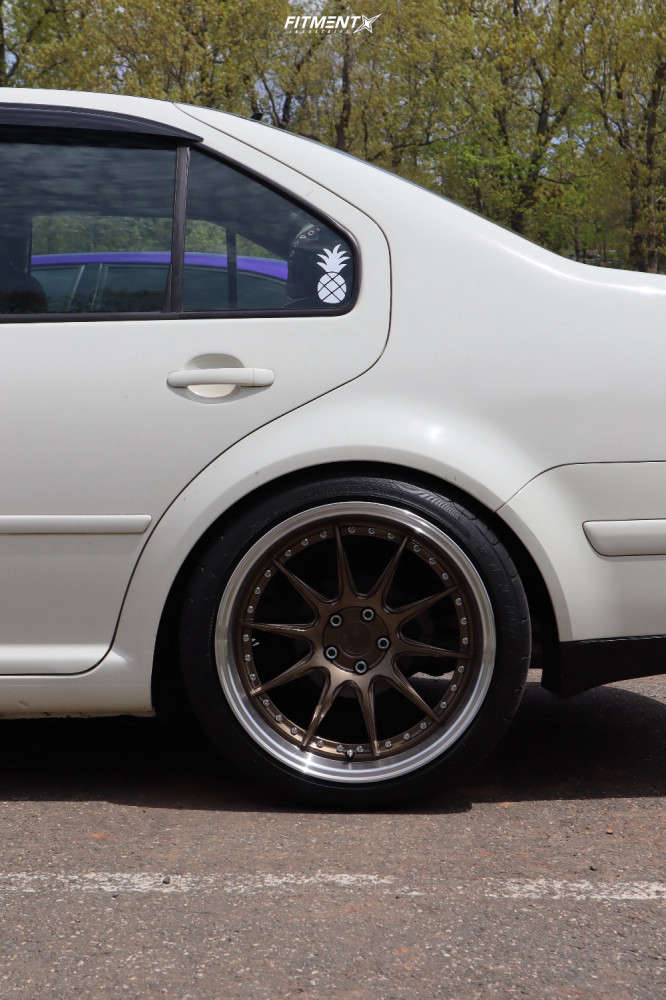 2003 Volkswagen Jetta GLS with 18x8.5 Aodhan Ds07 and Federal 225x40 on ...