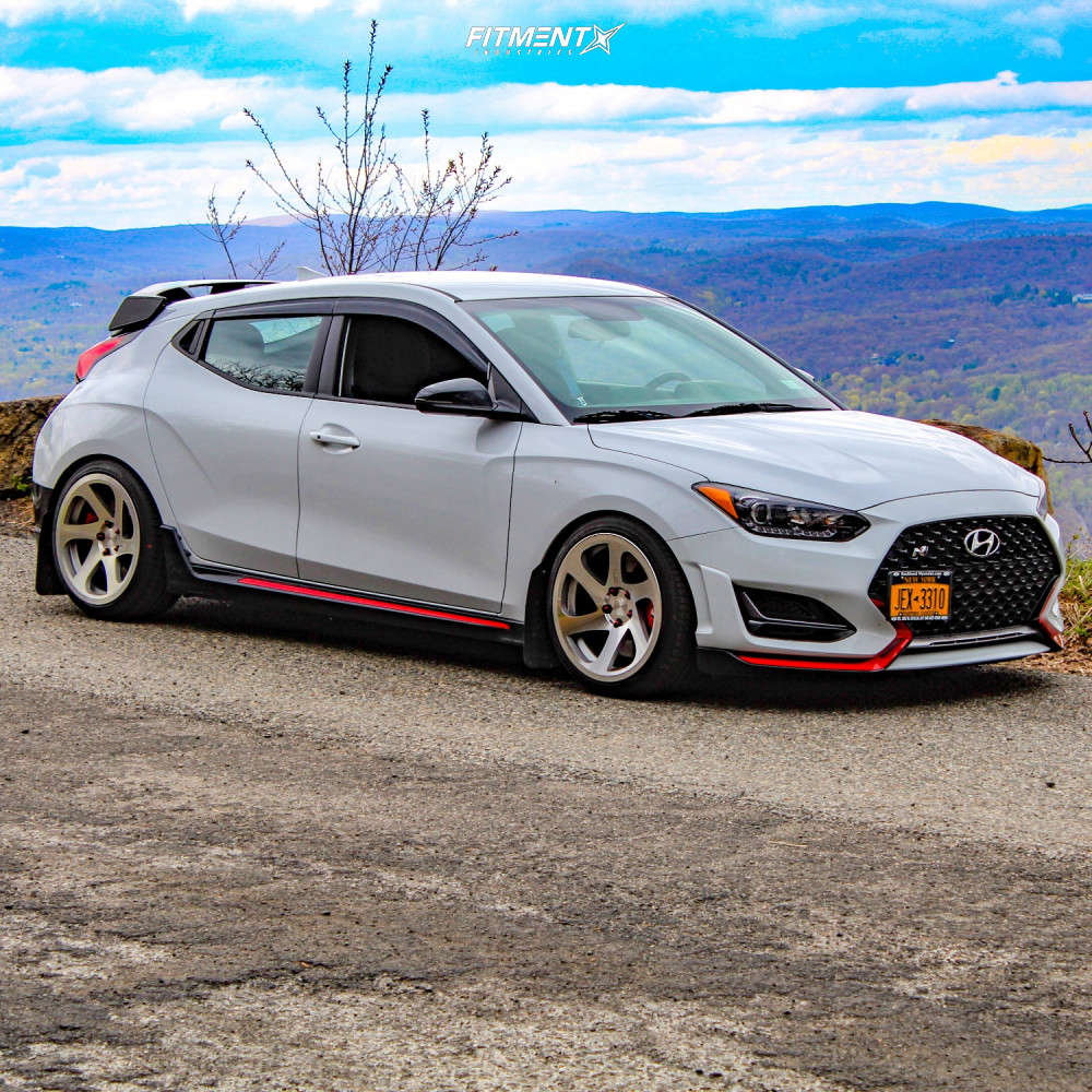 2019 Hyundai Veloster N Base with 18x9.5 3SDM 0.06 and Hankook 225x40 ...