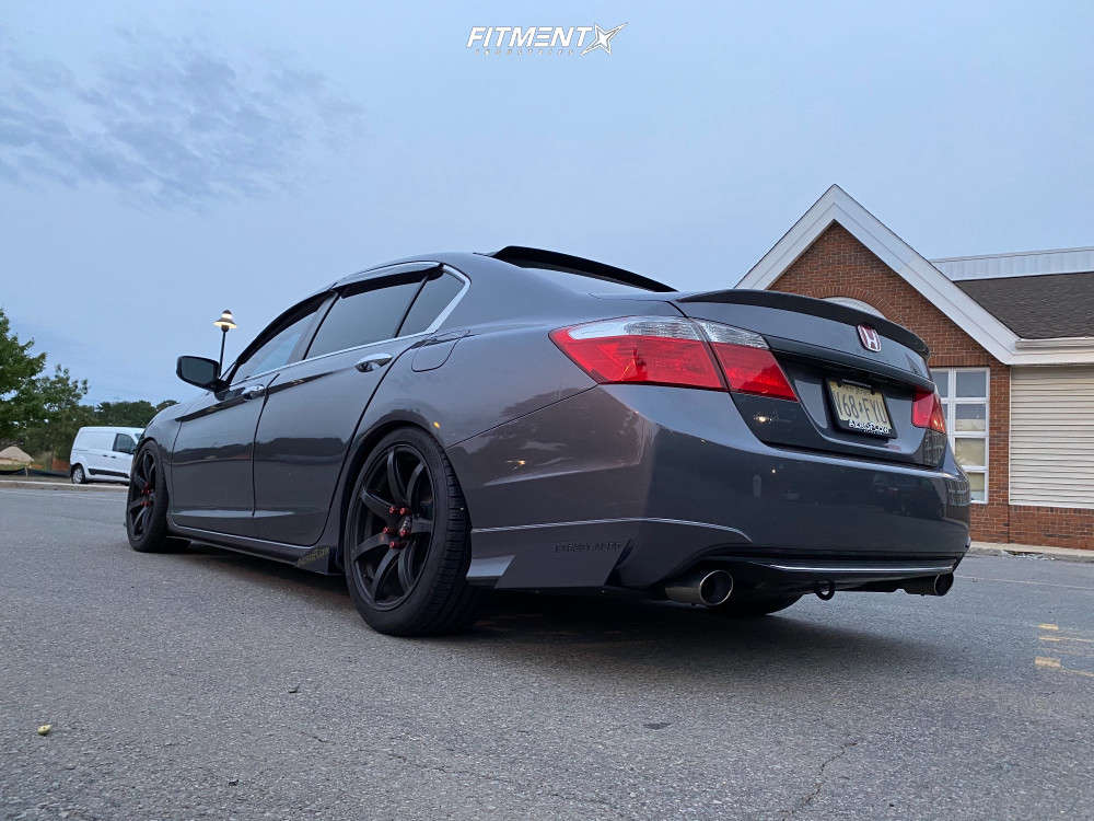 2013 Honda Accord Sport with 18x8.5 XXR 560 and Nankang 245x40 on ...