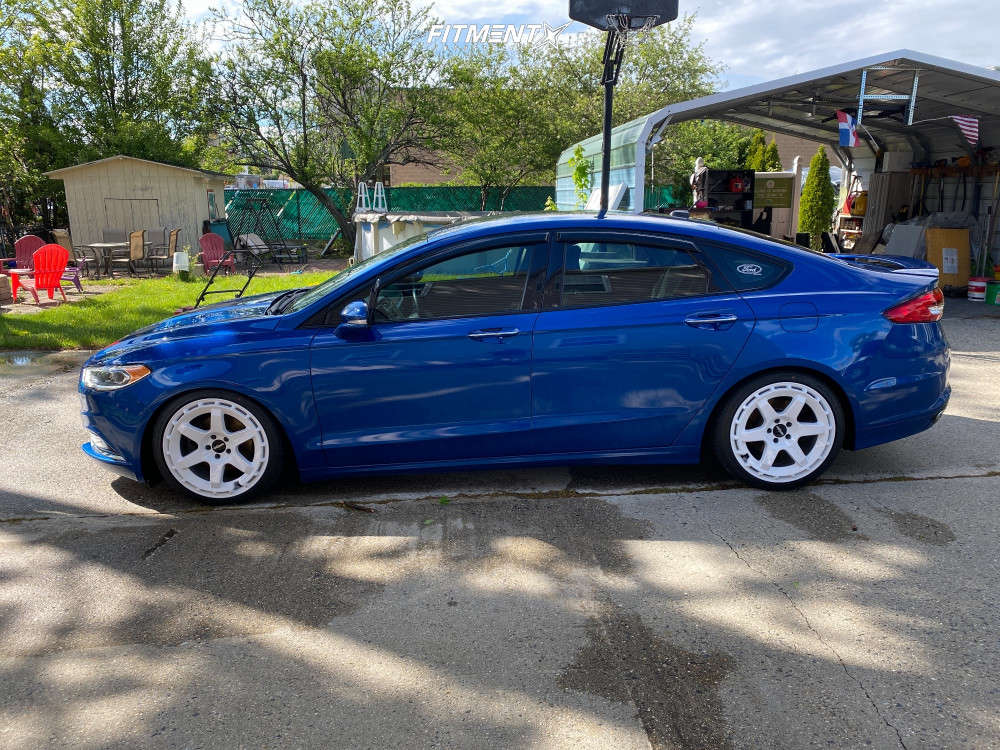 2017 Ford Fusion SE with 19x8.5 Rotiform Kb1 and Nexen 245x35 on ...