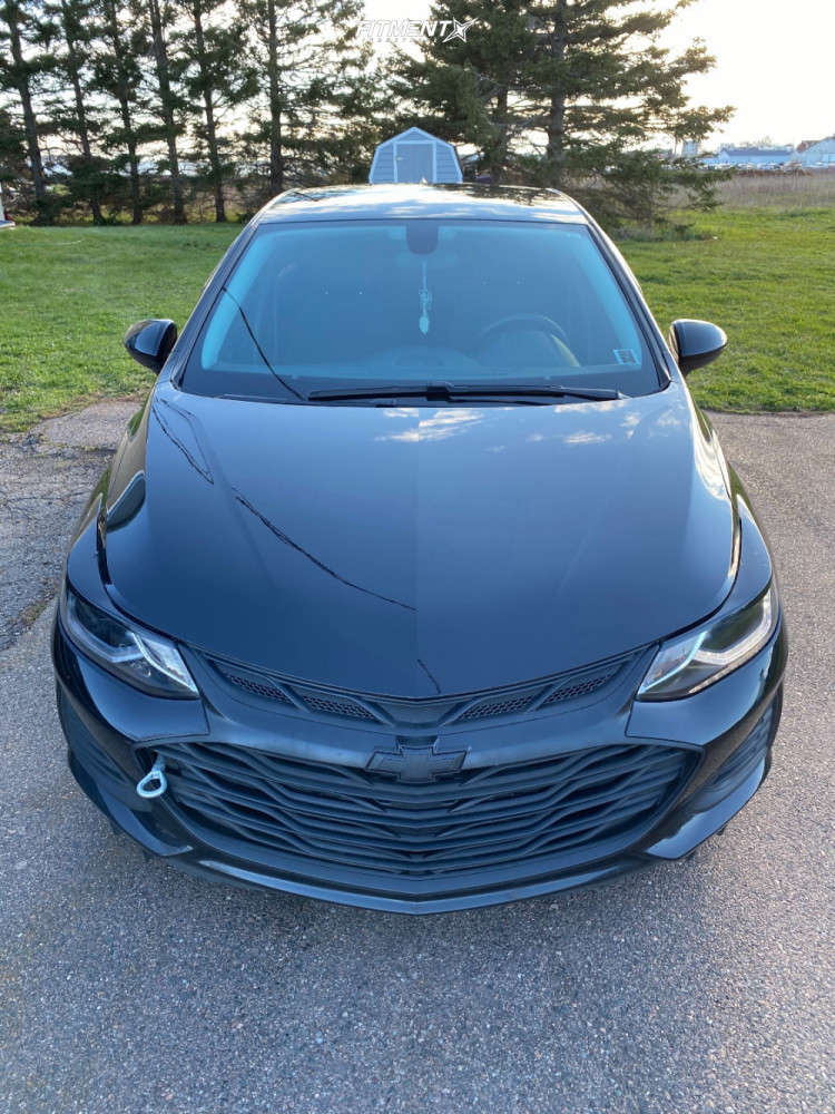 2019 Chevrolet Cruze LT with 18x8.5 Fast FC08 and Zeta 225x40 on ...