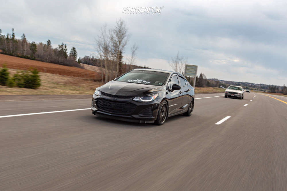 2019 Chevrolet Cruze LT with 18x8.5 Fast FC08 and Zeta 225x40 on ...