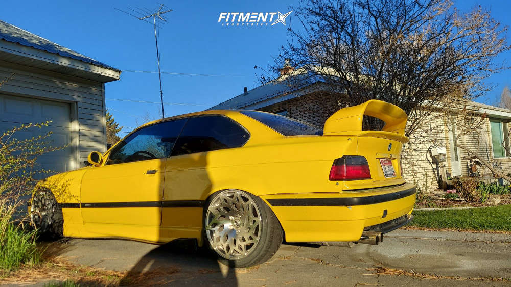 1995 BMW M3 Base with 18x9.5 WatercooledIND MD1 and Federal 225x40 on ...