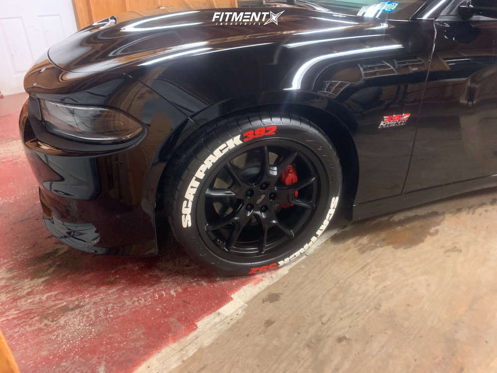 2019 Dodge Charger Scat Pack 392 with 20x9 Voxx Replicas M50 and Atturo ...