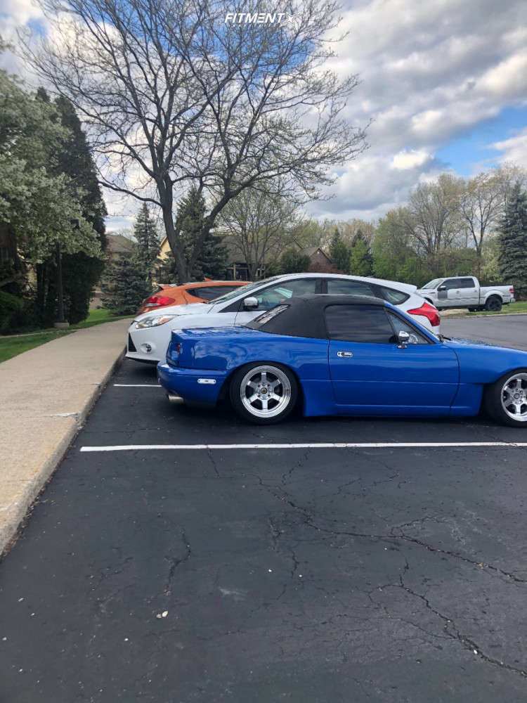 1992 Mazda MX-5 Miata Base with 15x8 MST Time Attack and Toyo Tires ...