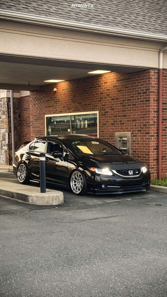 2014 Honda Civic Si with 18x9.5 ESR Cs12 and Federal 225x35 on ...