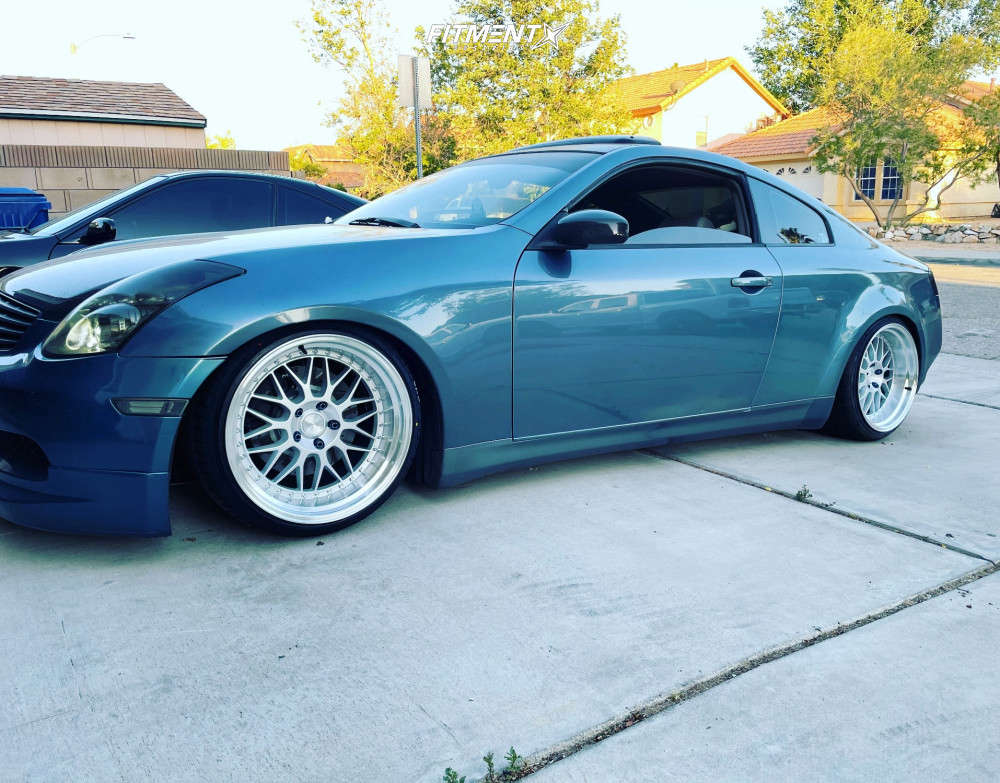 2005 INFINITI G35 Base with 19x11 Aodhan Ah02 and Achilles 235x35 on ...