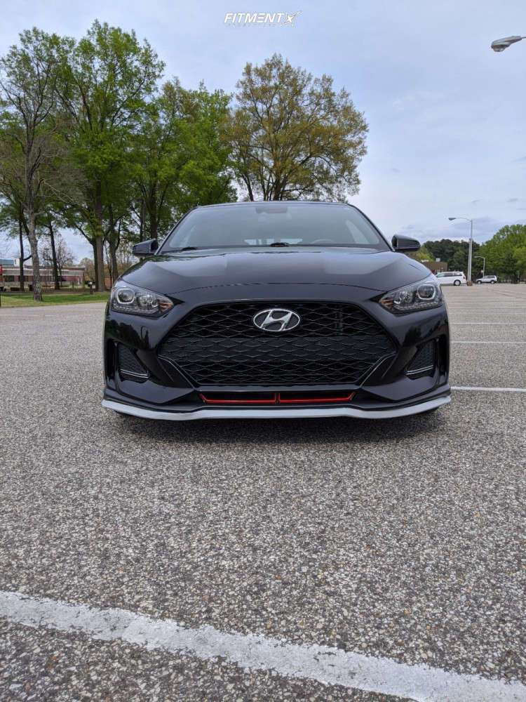 2019 Hyundai Veloster Turbo Tech with 18x8.5 Versus Racing Vs23 and ...