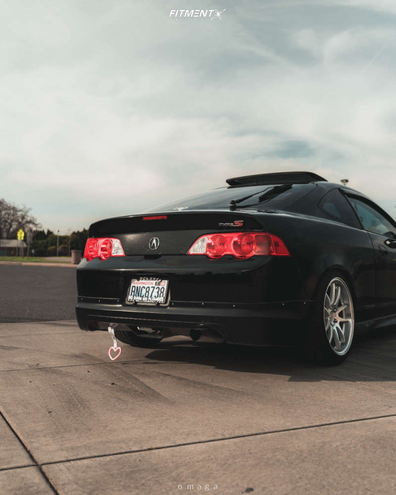 2002 Acura RSX Type-S with 18x8.5 Aodhan Ds02 and Nitto 255x40 on ...