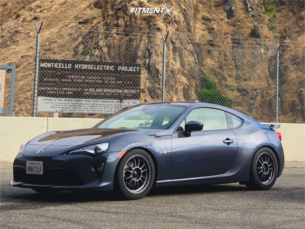 2020 Toyota 86 GT with 17x9 Konig Hypergram and Michelin 245x45 on ...