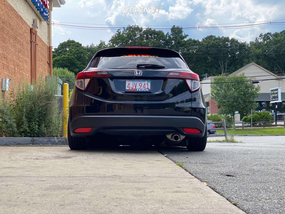 2016 Honda HR-V EX-L with 19x8.5 ESR Cs11 and Achilles 215x35 on Air ...