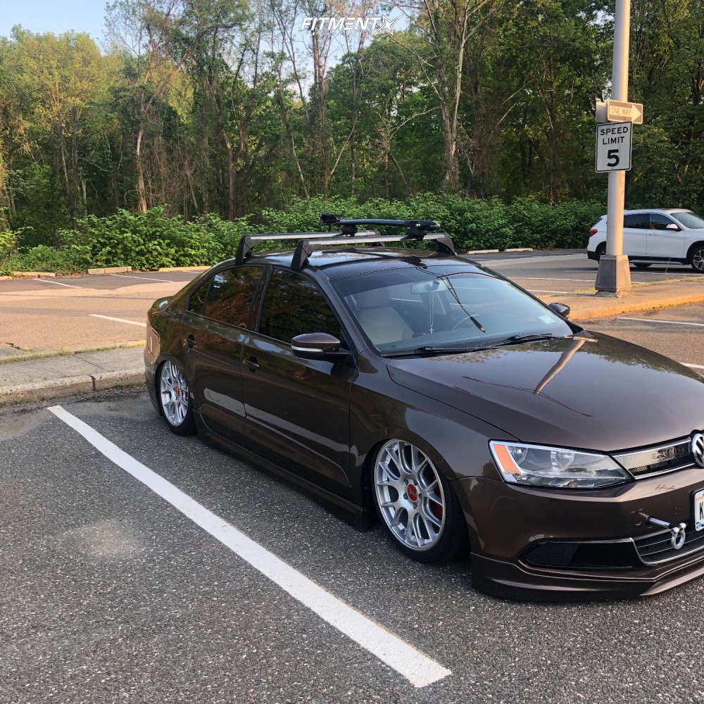 2013 Volkswagen Jetta SE with 18x8.5 BBS Ch-r and Bridgestone 215x40 on ...