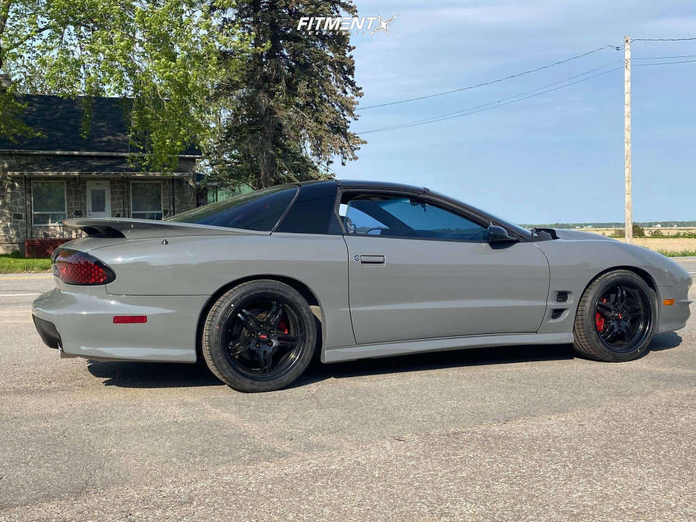 2001 Pontiac Firebird Trans Am with 18x10 LG-motorsport World Challenge ...