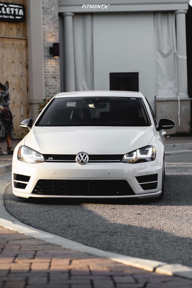 2017 Volkswagen Golf R Base with 19x8.5 BBS Lm and Achilles 225x35 on ...