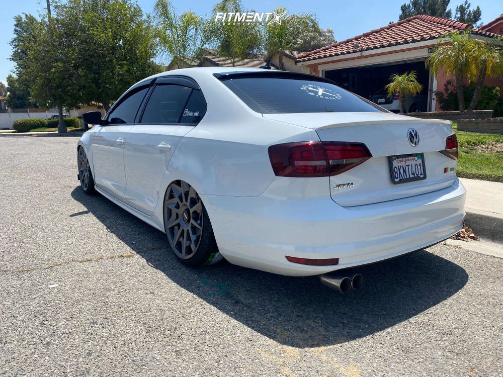2016 Volkswagen Jetta Sport with 20x8.5 Rotiform Cvt and Delinte 225x35 ...