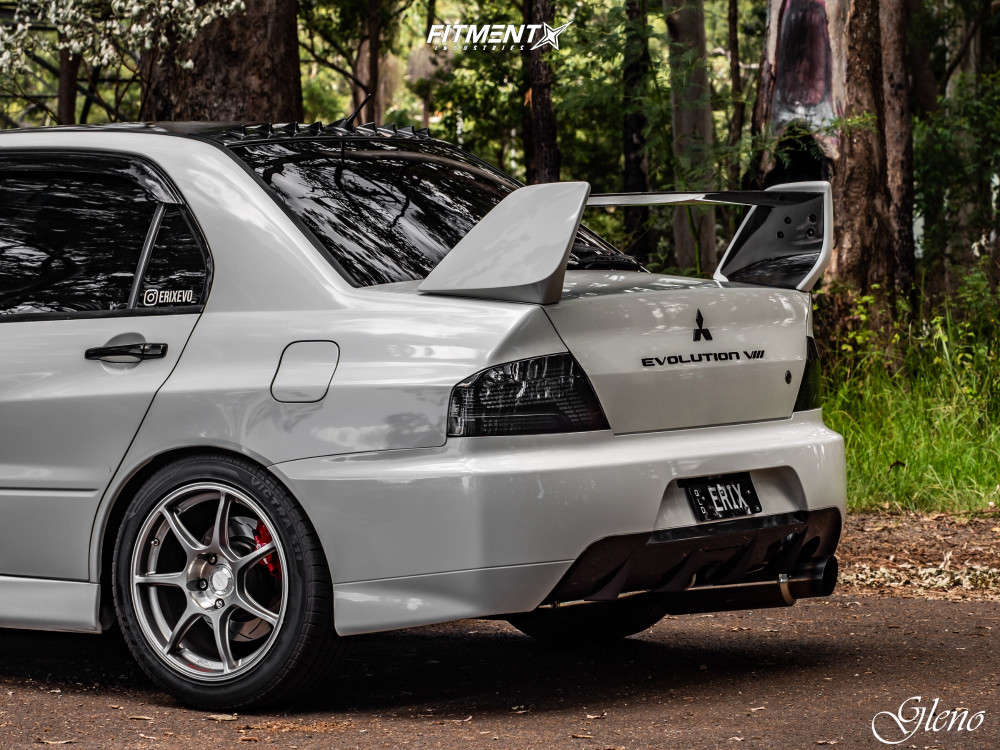2003 Mitsubishi Lancer Evolution with 17x8.5 Enkei RS+M and Maxxis ...