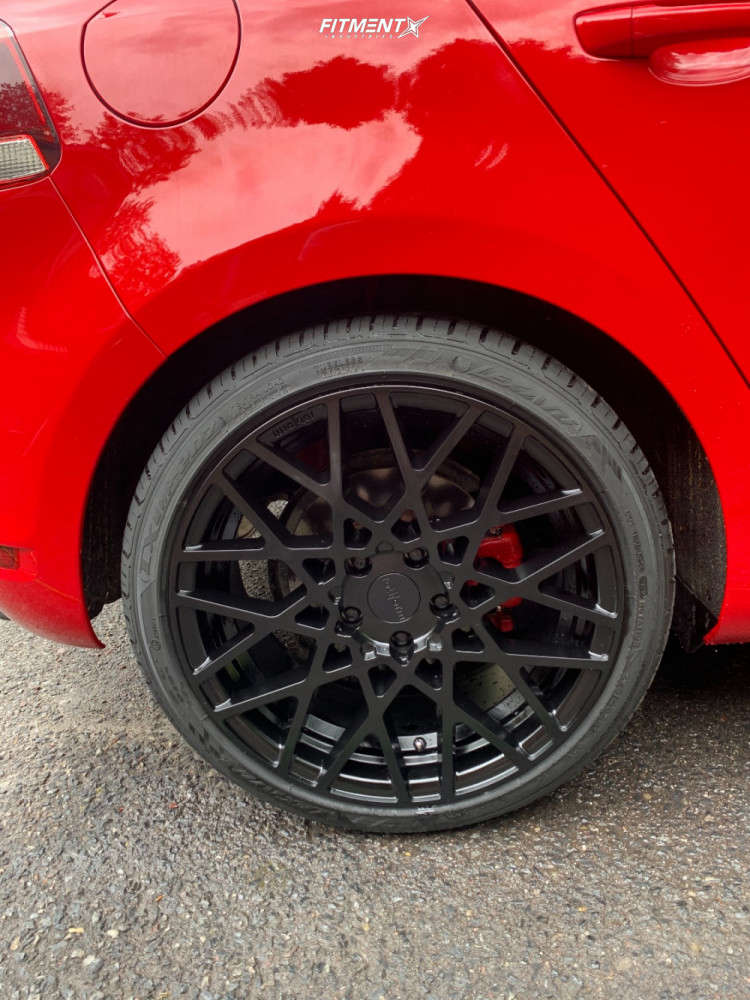 2013 Volkswagen GTI Base with 18x8.5 Rotiform Blq and Lexani 225x40 on ...