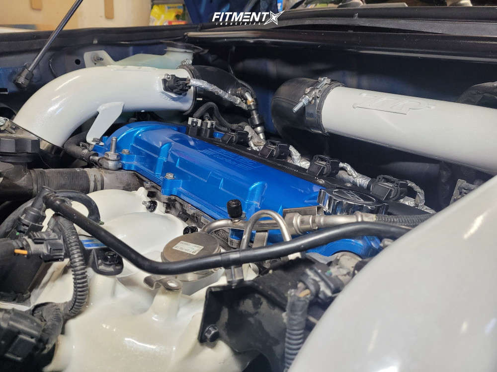 2009 Chevrolet HHR SS with 18x8.5 Vors Tr4 and Riken 225x45 on Lowering ...