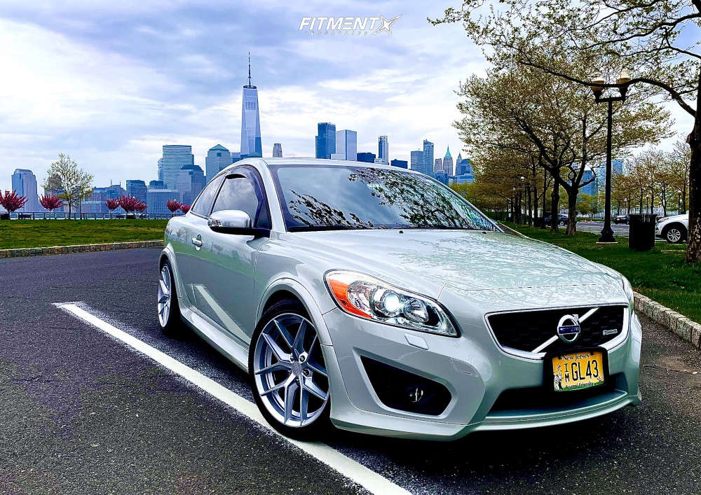 2011 Volvo C30 T5 R-Design with 18x8.5 Rotiform Flg and Achilles 235x40 ...