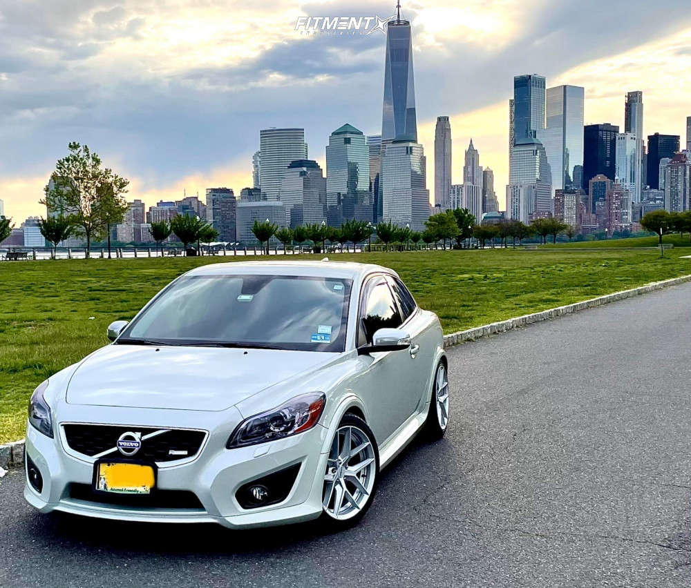 2011 Volvo C30 T5 R-Design with 18x8.5 Rotiform Flg and Achilles 235x40 ...
