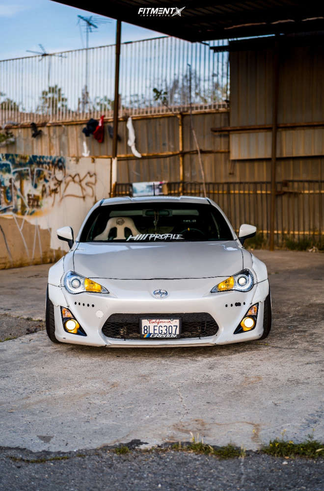 2014 Scion FR-S Base with 18x10.5 Kansei Roku and Federal 225x40 on ...