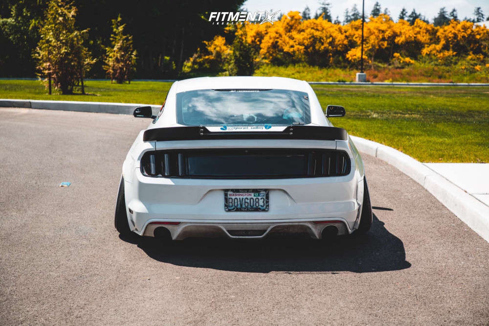 2015 Ford Mustang EcoBoost with 20x11.5 SSR Linea Sport Diablo and ...