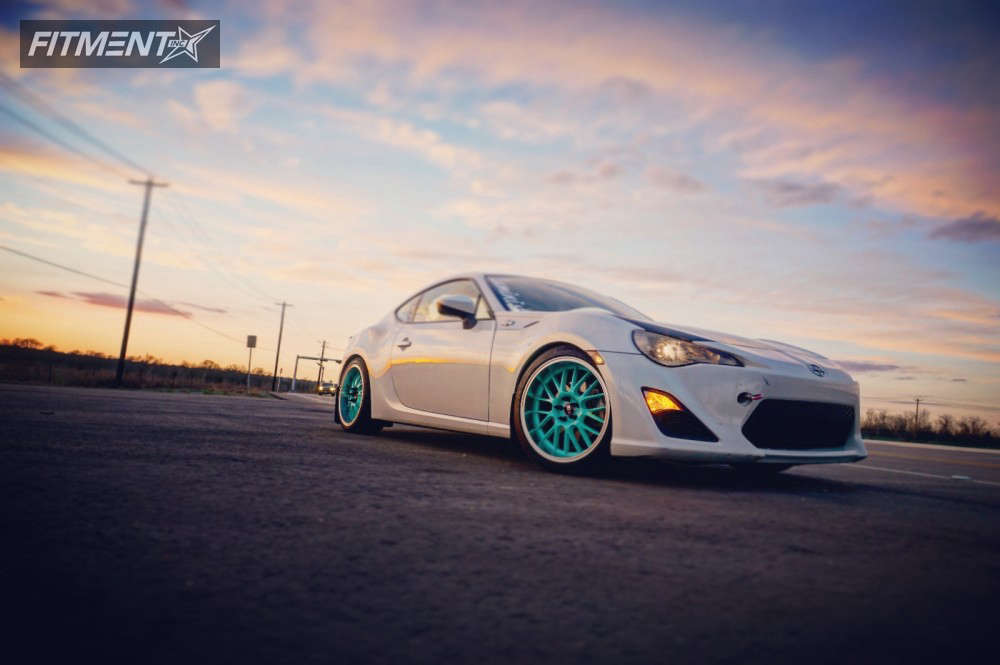 2013 Scion FR-S Base with 18x9 STR 514 and Continental 225x55 on ...