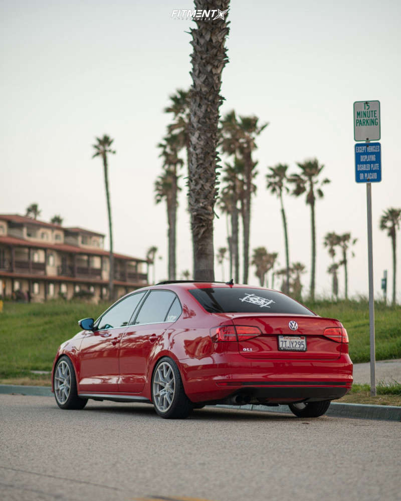 2015 Volkswagen Jetta GLI with 18x8.5 Neuspeed Rse10 and Dunlop 235x40 ...