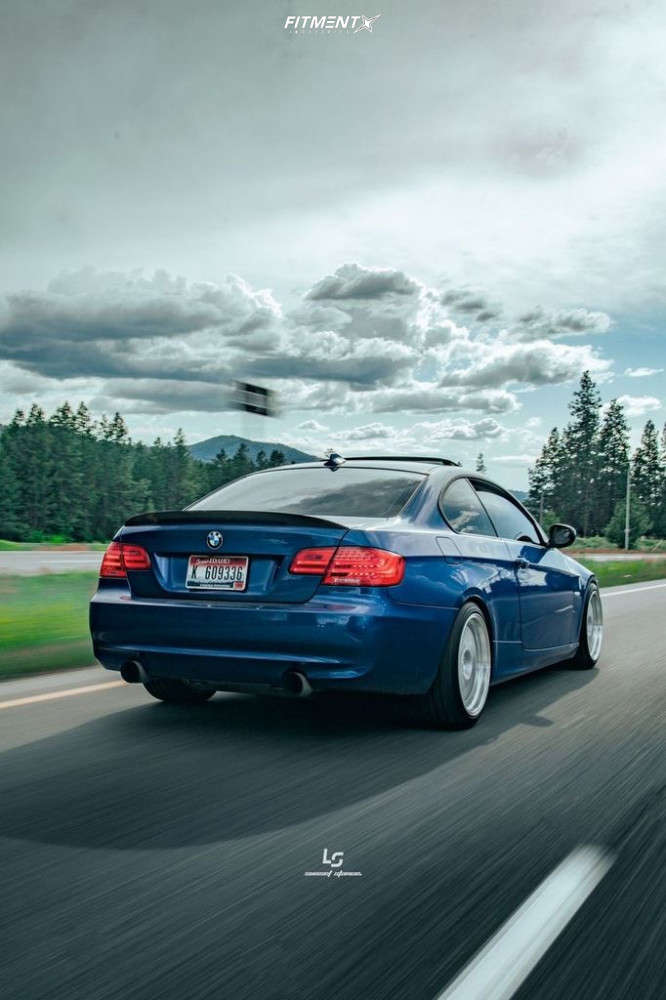 2011 BMW 335i XDrive Base with 18x9.5 Aodhan Ah02 and Achilles 235x40 ...