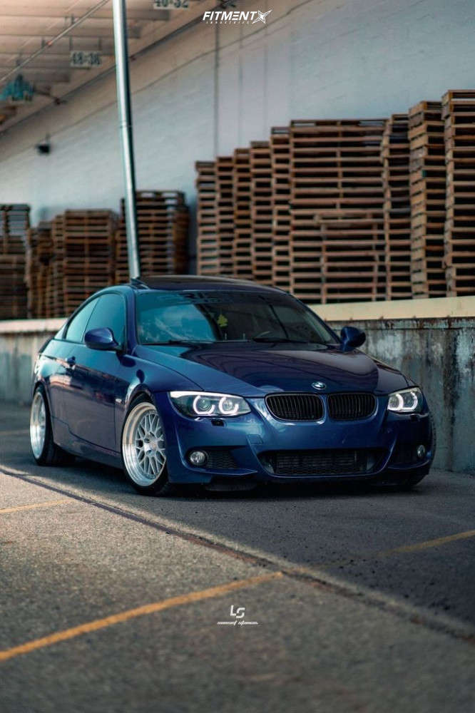 2011 BMW 335i XDrive Base with 18x9.5 Aodhan Ah02 and Achilles 235x40 ...