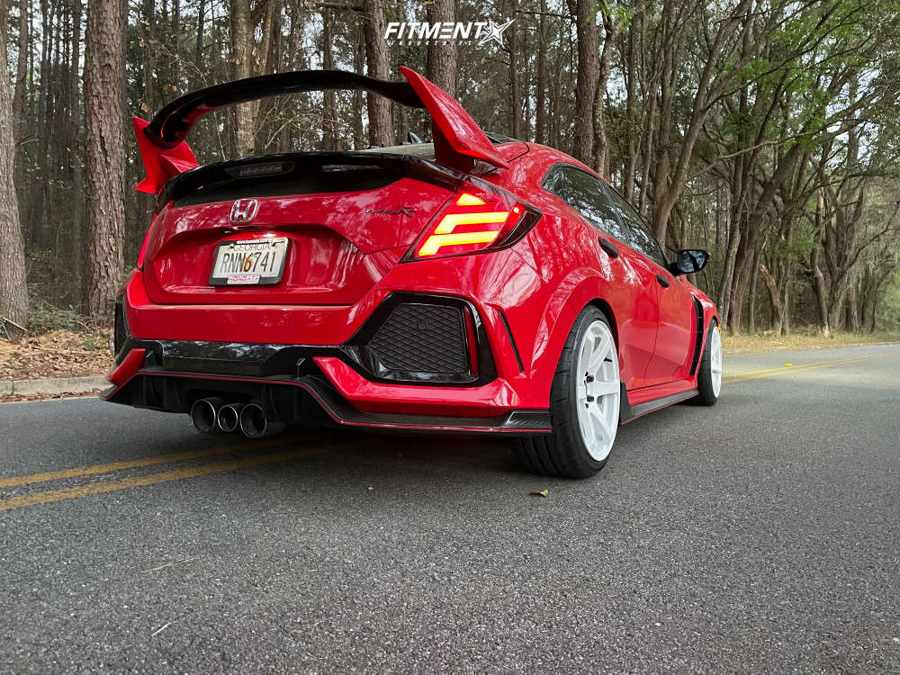 2018 Honda Civic Type R with 18x9.5 Enkei T6s and Firestone 255x35 on ...