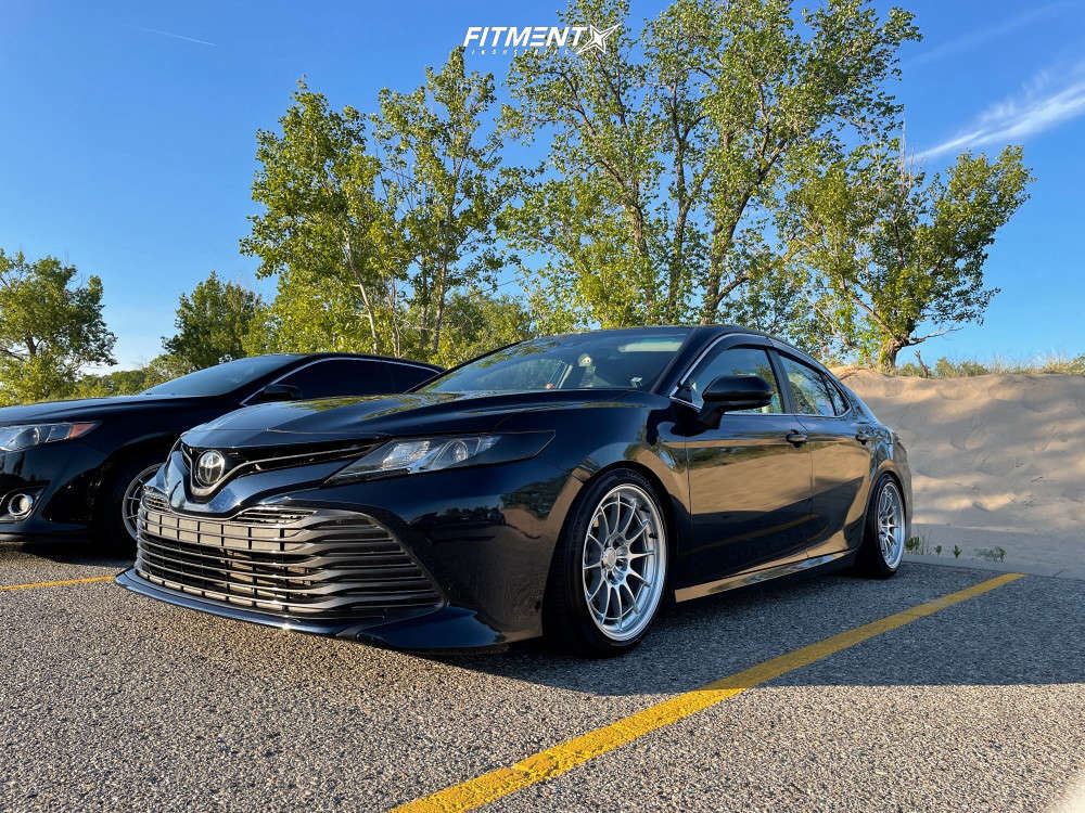 2018 Toyota Camry LE with 18x9.5 Enkei Nt03m and Lexani 235x40 on ...