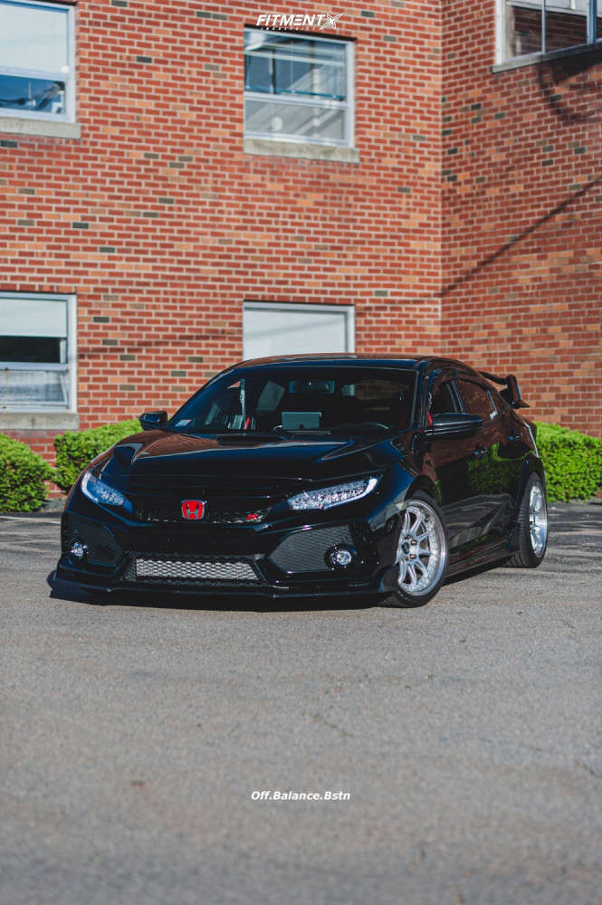2018 Honda Civic Type R with 18x9.5 ESR Cs12 and Goodyear 255x35 on ...