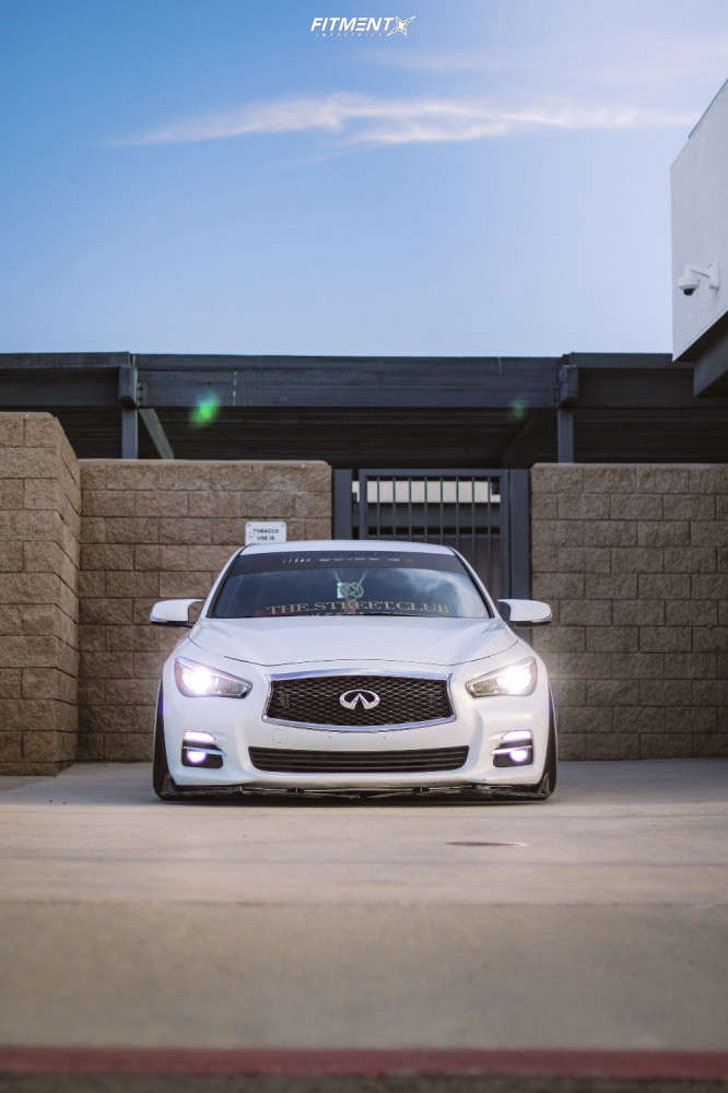 2015 INFINITI Q50 Base with 19x11 Whistler Kr1 and Atlas 245x35 on Air ...