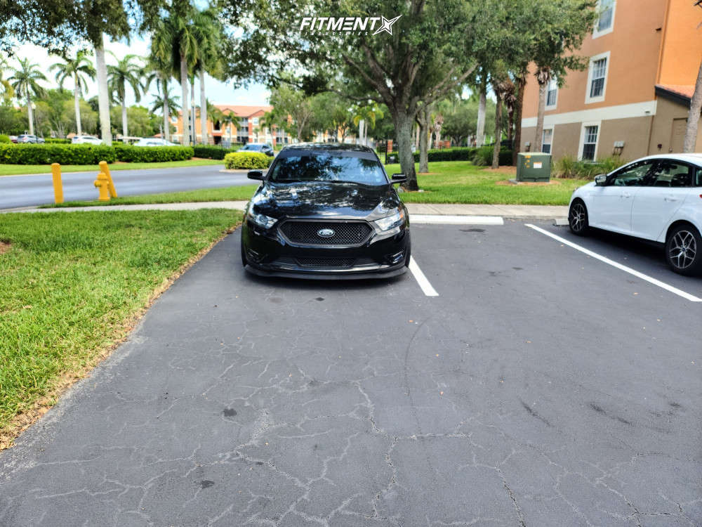 2014 Ford Taurus SHO with 20x10 Rohana Rfx11 and Atturo 275x40 on ...