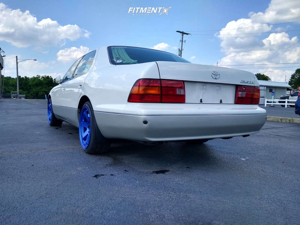 1996 Lexus LS400 Base with 18x8.5 AVID1 AV6 and Hankook 225x40 on Stock ...