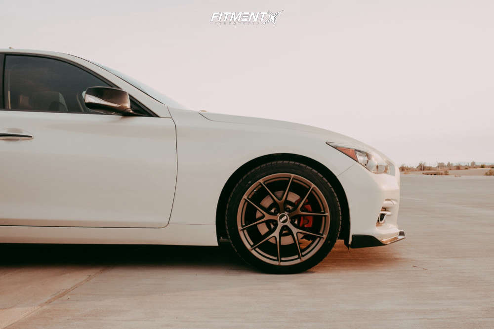 2015 INFINITI Q50 Base with 19x9.5 ESR Rf2 and Achilles 255x35 on Stock ...