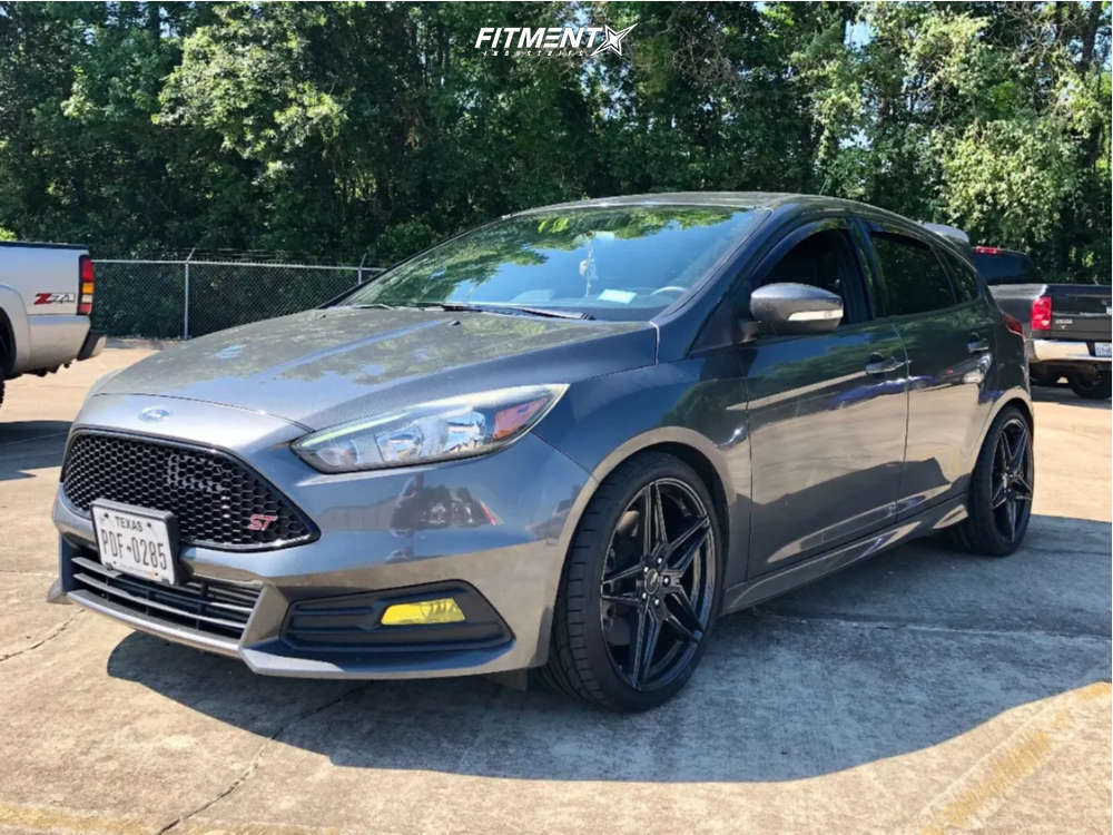 2016 Ford Focus ST with 19x8.5 Advanti Racing Decado and Nitto 235x35 ...