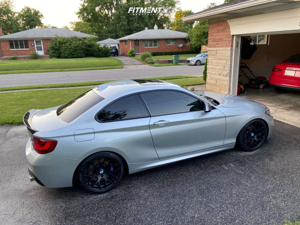 2015 BMW M235i Base with 18x8.5 VMR V710 and Pirelli 225x40 on Lowering ...