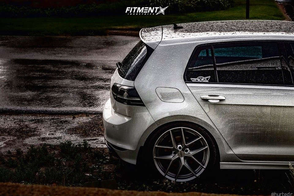 2016 Volkswagen Golf R Base with 19x8.5 Rotiform Flg and Federal 235x30 ...