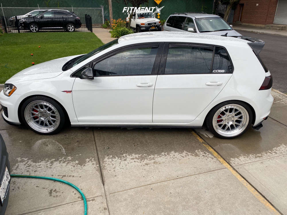 2017 Volkswagen GTI S with 18x8.5 Aodhan Ds06 and Geo Tour 235x40 on ...