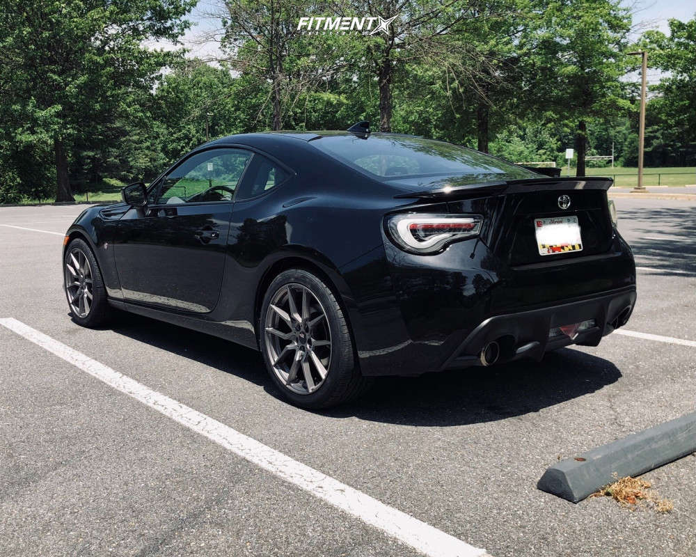2020 Toyota 86 Base with 18x8.5 Option Lab R716 and Toyo Tires 245x40 ...