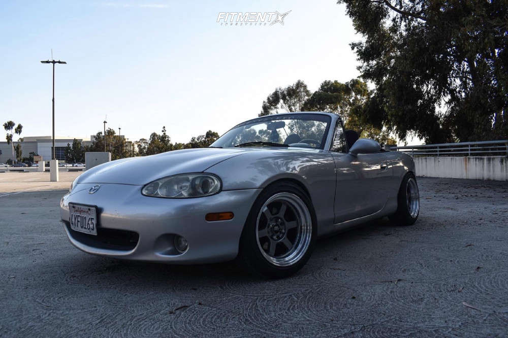 2002 Mazda Miata Base with 15x8 MST Time Attack and Kumho 195x50 on ...