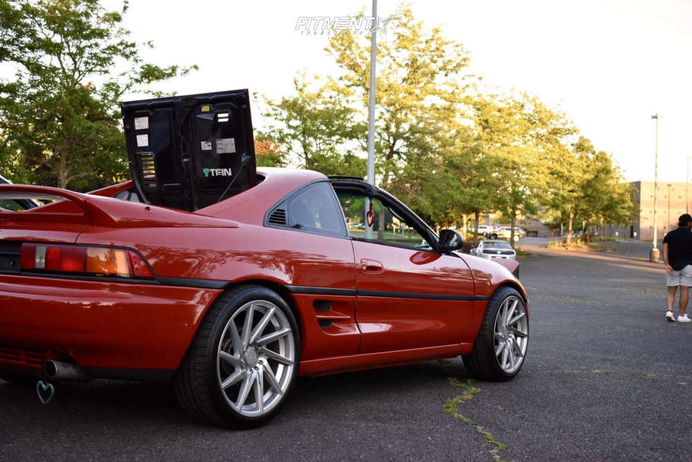 1991 Toyota MR2 Base with 18x8.5 F1R F29 and Continental 215x40 on ...
