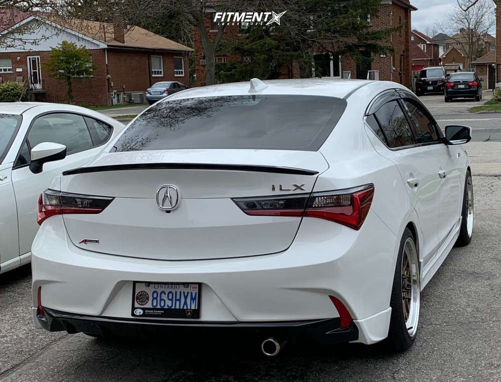 2019 Acura ILX Base with 18x8.5 Aodhan Ds06 and Continental 225x40 on ...